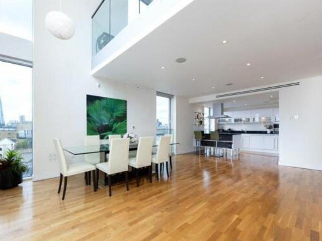 Luna House, Bermondsey Wall West, 2 Bedroom Penthouse