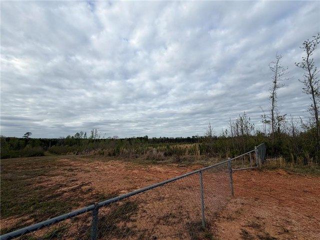 Lunceford Rd NE, Crawfordville, GA 30631