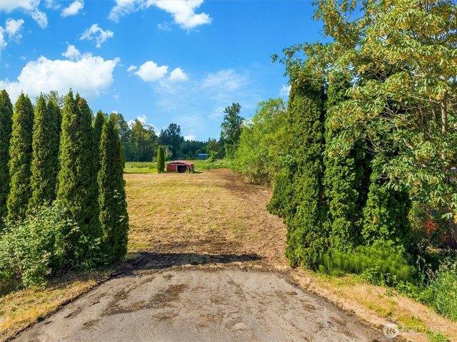 Lundeen Pkwy, Lake Stevens, WA 98258