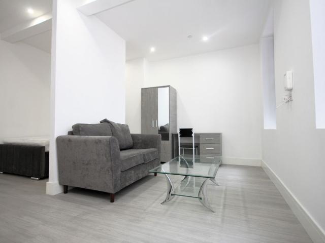 Lune Street, Preston PR1, Studio to rent, £725 pcm | PrimeLocation