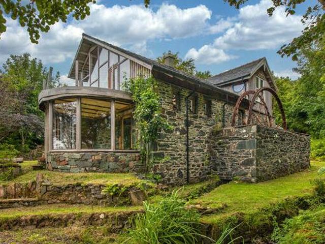 Lunga Mill, Craobh Haven, 4 Bedroom Detached