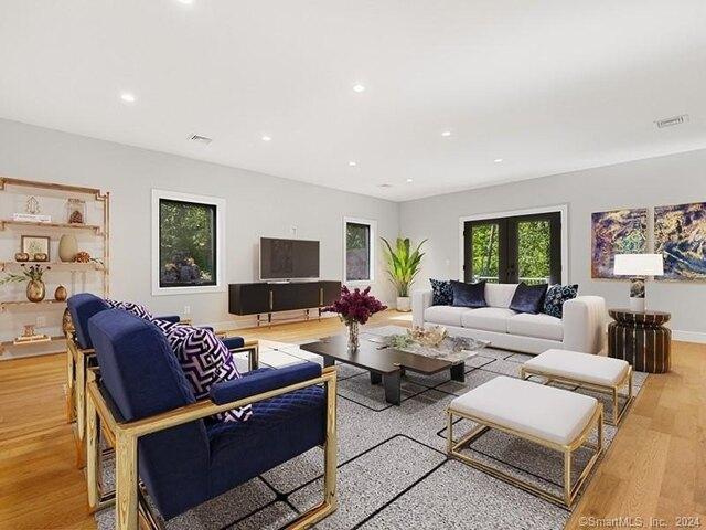 Luca Ln, Wethersfield, Home For Sale