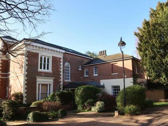 Lucas Court, Leamington Spa, 4 Bedroom Apartment
