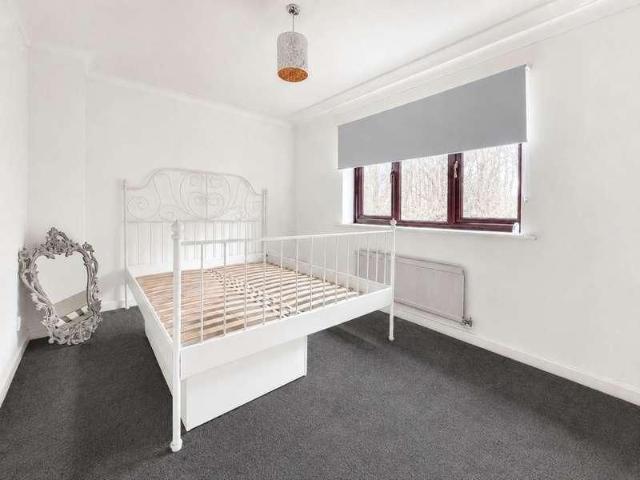 Lucas Gardens, Luton, LU3