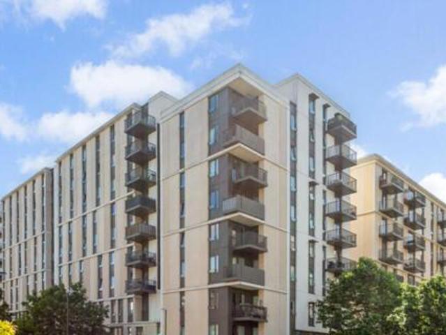 Lucia Heights, Logan Close, 2 Bedroom Flat