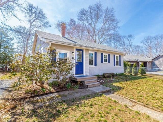 Lucia Ln, Bourne, Home For Sale