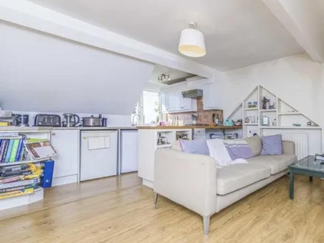 Lucien Road, London, SW17 8HS, United Kingdom | 1 bed apartment for rent #139401837 | Rentberry