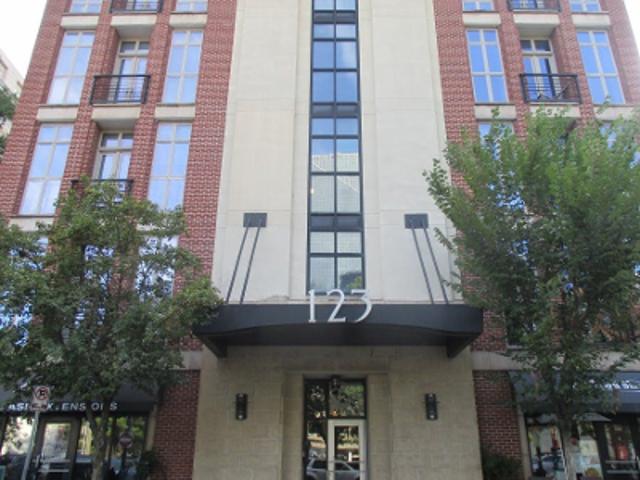 Luckie St NW Apt 1403