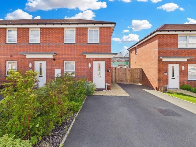 Lucks Avenue, Birmingham B28, 2 bed property to rent, £1,400 pcm | PrimeLocation