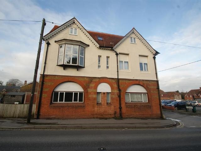 Ludgershall Road, Ludgershall SP11, 1 bed flat to rent, £875 pcm | PrimeLocation