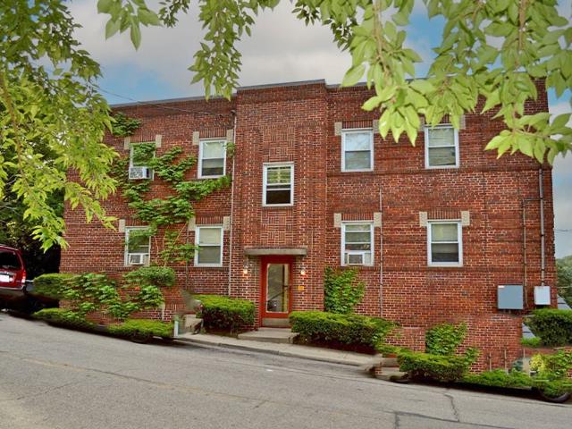Ludlow 960 Studio Apartment for Rent at 960 Ludlow Ave, Cincinnati, OH 45220 Clifton