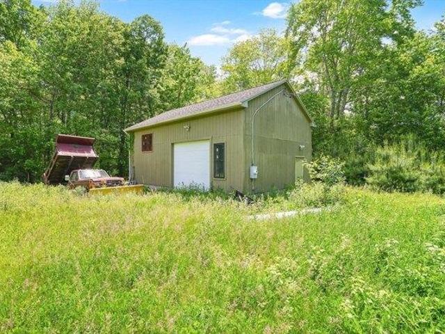 Ludlow MA 01056 104835379