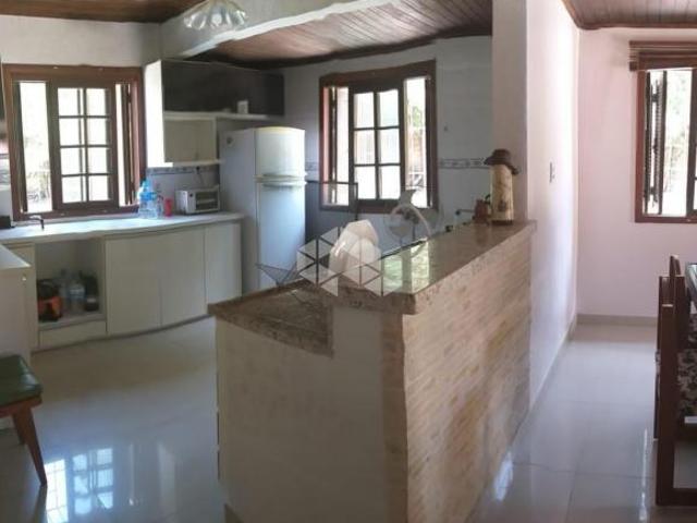 Lugar para viver com qualidade! Sitio com 2710,00m², casa com 2 suítes e piscina em Aguas Claras