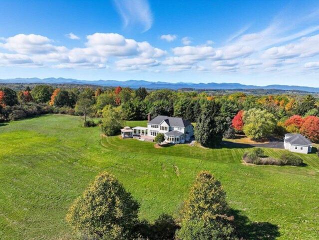Luke Ln, Shelburne, Home For Sale