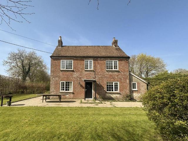 Luke Street, Shaftesbury SP7 3 bed cottage to rent £1,850 pcm £427 pw