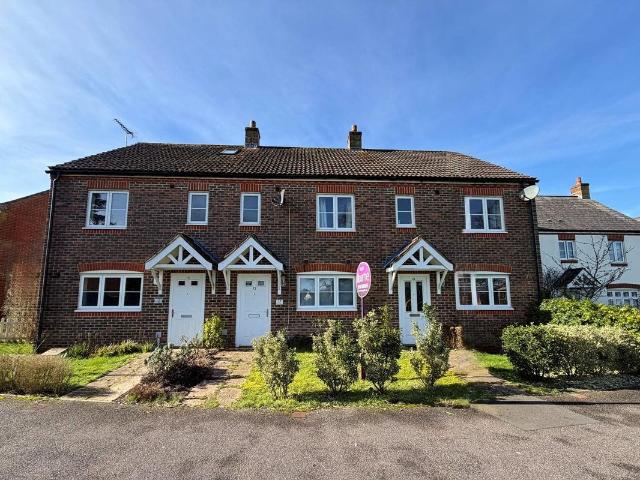 Luker Drive, Petersfield, Hampshire GU31, 2 bed terraced house to rent, £1,600 pcm | PrimeLocation