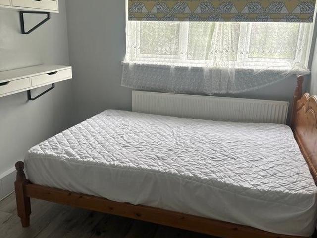 Lulworth Drive, Romford RM5, Room to rent, £800 pcm | PrimeLocation