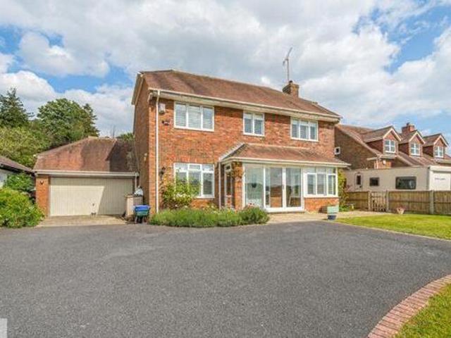 Lulworth Road, Wool, 4 Bedroom Detached