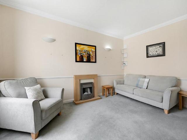 Lupus Street, Pimlico, London, SW1V 1 bed flat to rent £2,200 pcm £508 pw