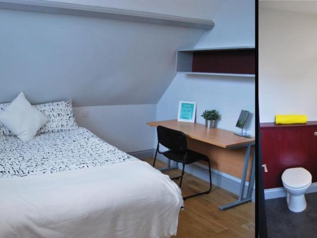 Lustrous House, Gillingham ME7, 8 bed shared accommodation to rent, £625 pcm | PrimeLocation
