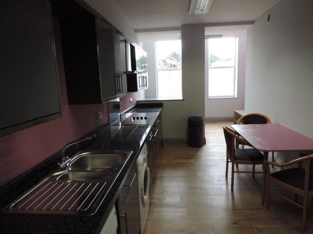 Lustrous House, Gillingham ME7, 3 bed shared accommodation to rent, £600 pcm | PrimeLocation