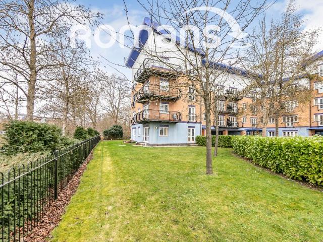 Luscinia View, Napier Road, Reading RG1, 2 bed flat to rent, £1,700 pcm | PrimeLocation
