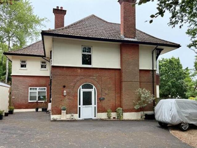 Luscombe Road, Poole, 1 Bedroom Apartment