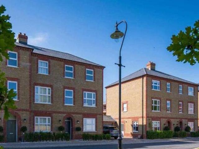 Lushington Drive, Barnet, 4 Bedroom Detached