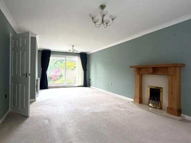 Lutton Crescent