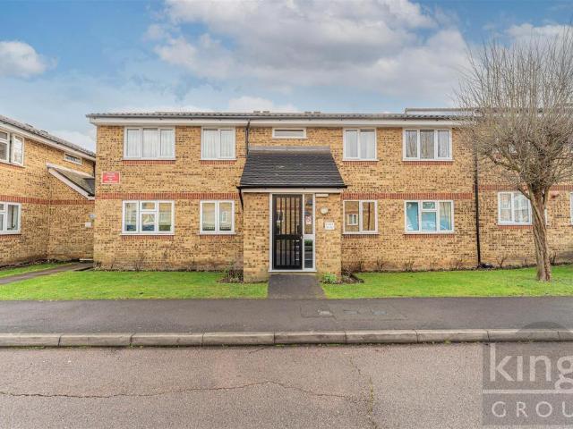 Luther King Close, London 2 bed flat to rent £1,800 pcm £415 pw