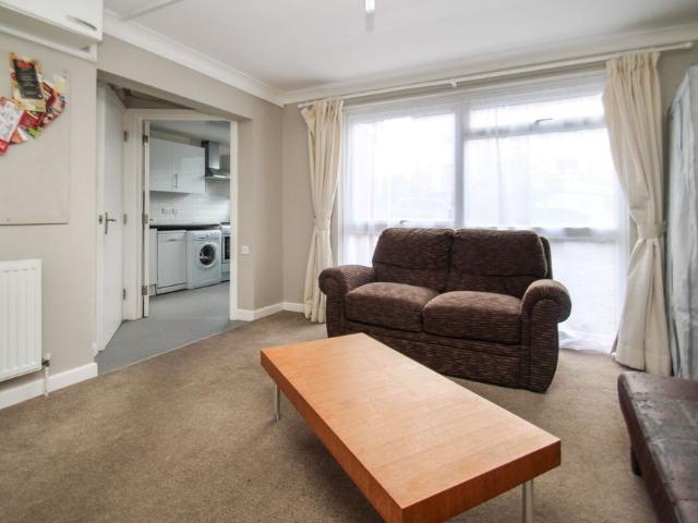 Luther Road, Bournemouth, BH9