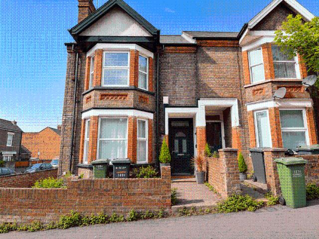 Luton LU2, 1 bed flat to rent, £1,100 pcm | PrimeLocation