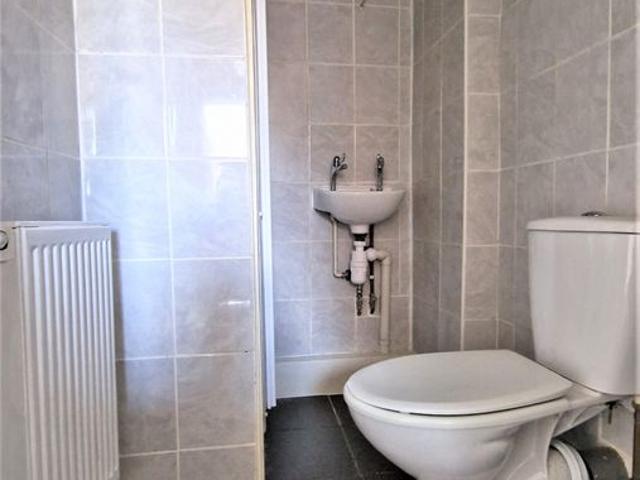 Luton LU2, Room to rent, £650 pcm | PrimeLocation
