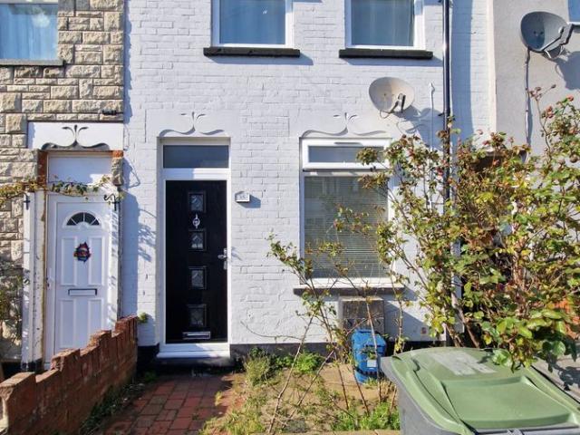 Luton LU3, 3 bed terraced house to rent, £1,650 pcm | PrimeLocation