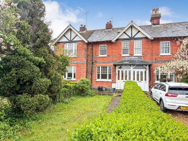 Luton Road, Harpenden AL5, 3 bed terraced house to rent, £2,500 pcm | PrimeLocation