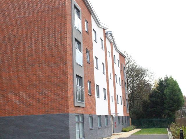Lutrell Court, Sutton Coldfield B74, 2 bed flat to rent, £1,150 pcm | PrimeLocation
