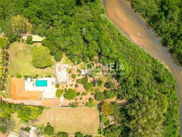 Luxuosa mansão de 6 quartos, 3 suítes, 3 salas e 5 banheiros no Recanto dos Pássaros, Indaiatuba SP