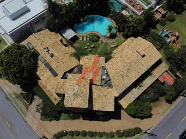 Luxuosa mansão de 6 quartos em Alphaville Residencial um, Barueri SP: 5 suítes, 3 salas, 8 banheiros