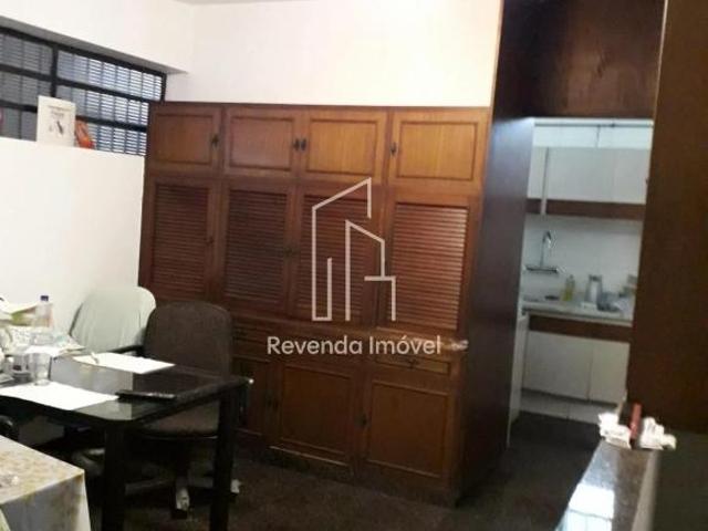 Luxuosa mansão de 7 quartos e 2 suítes em Perdizes, São Paulo SP: 430m², 2 salas