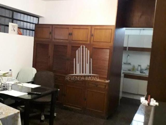 Luxuosa mansão de 7 quartos e 2 suítes em Perdizes, São Paulo SP: 430m², 2 salas, 6 banheiros e 4 va