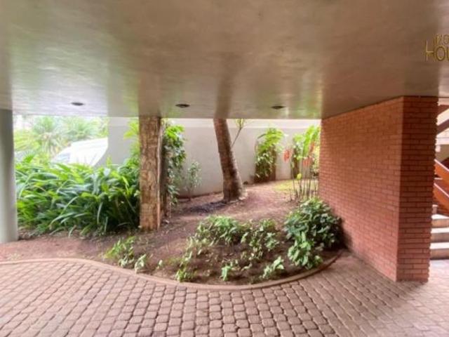 Luxuosa mansão em condomínio à venda em Alphaville, Santana de Parnaíba SP: 4 quartos, 4 suítes, 3 s