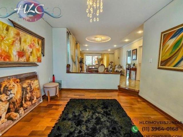 Luxuosa Mansão em Condomínio de Alto Padrão em Jundiaí | 4 Suítes, Lazer Exclusi