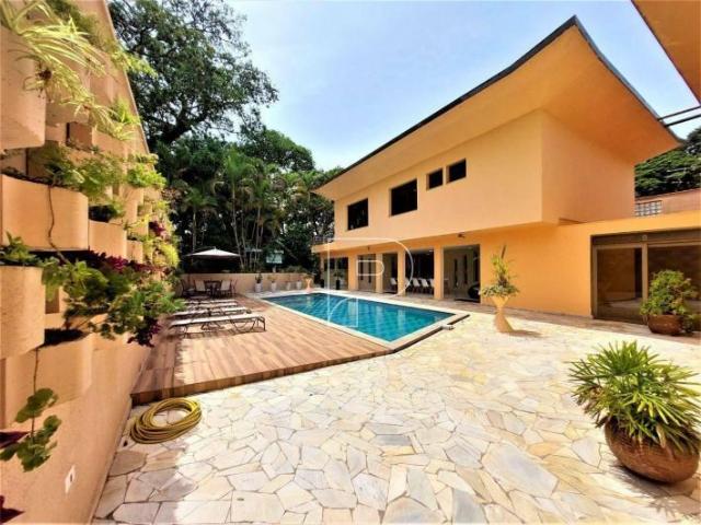 Luxuosa casa com Piscina Privativa em Vila Vianna