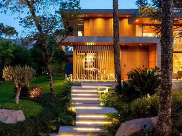 LUXUOSA CASA À VENDA EM GRAMADO NO CONDOMÍNIO ASPEN MOUNTAIN