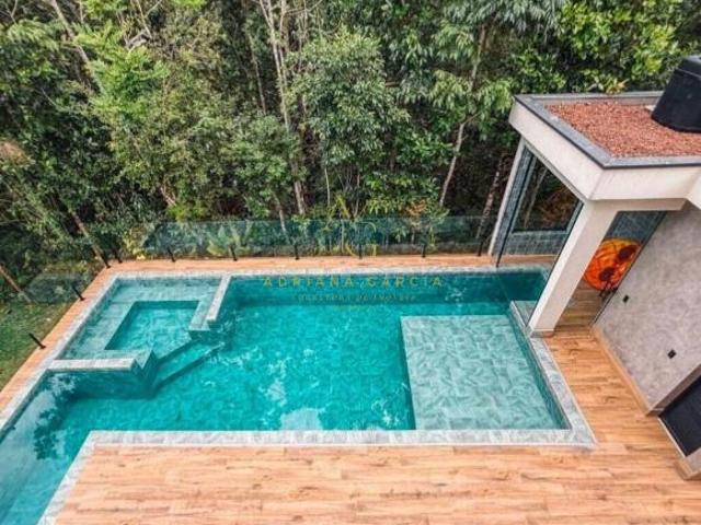 Luxuosa casa à venda na Riviera de São Lourenço, Bertioga SP: 4 quartos, 4 suítes, 1 sala, 6 banheir