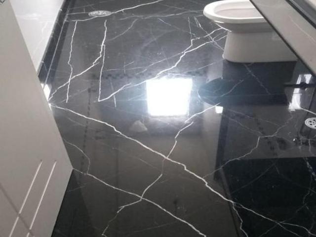 LUXUOSA CASA Á VENDA NO RESIDENCIAL 2