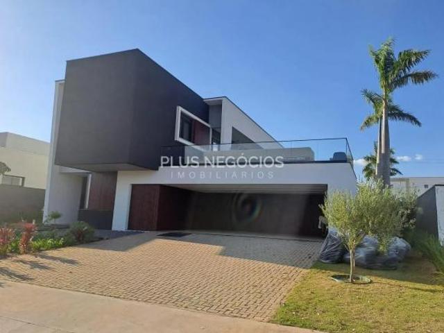 Luxuosa Casa à Venda no Saint Patrick Totalmente Mobiliada!