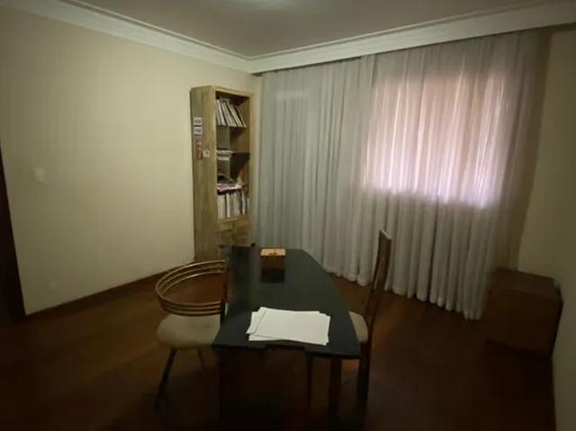 Luxuosa casa Bairro Castelo