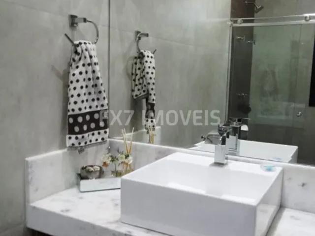 Luxuosa Casa de Condomínio à Venda em Campinas SP, no Swiss Park: 3 Quartos, 3 Suítes, 3 Salas, 5 Ba