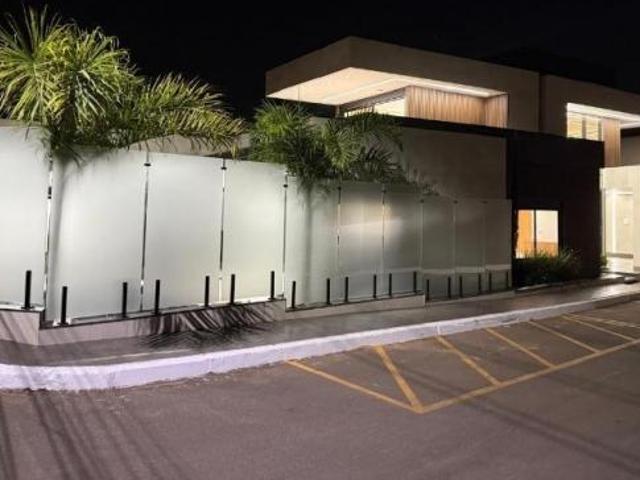 Luxuosa Casa de Condomínio à Venda em Brasília DF, Setor Vicente Pires: 4 quartos, 4 suítes, 3 salas